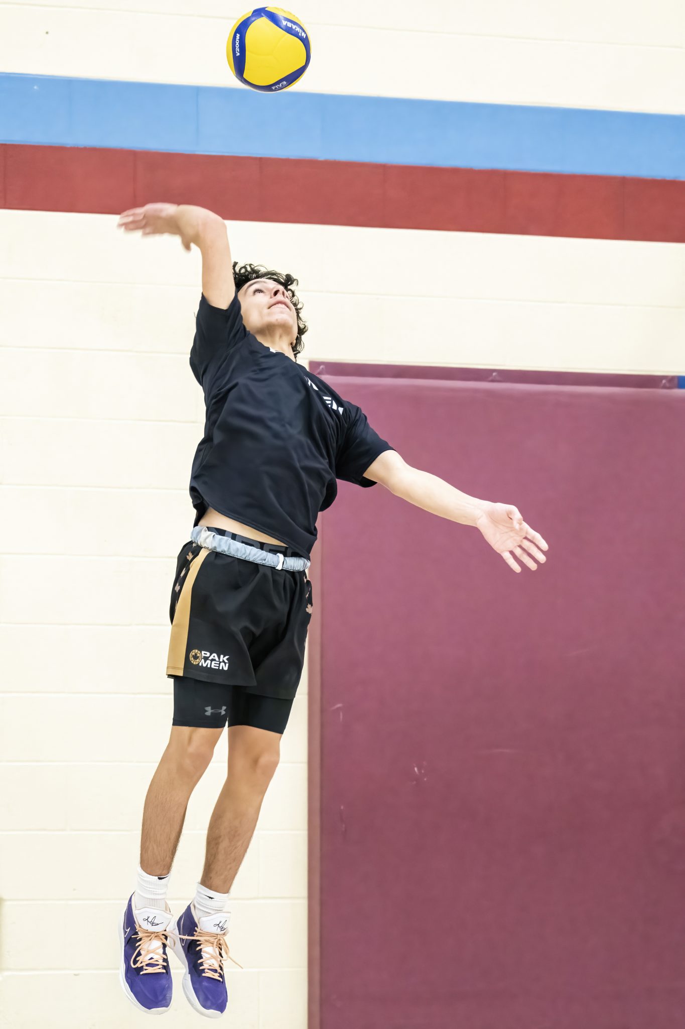 How to Perfect a Volleyball Serve | Pakmen Volleyball